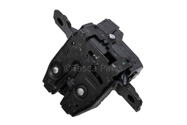 Latch 13524683 | TascaParts.com