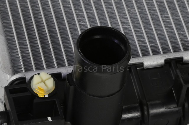 2016-2019 Buick Encore Radiator 42418327 | TascaParts.com