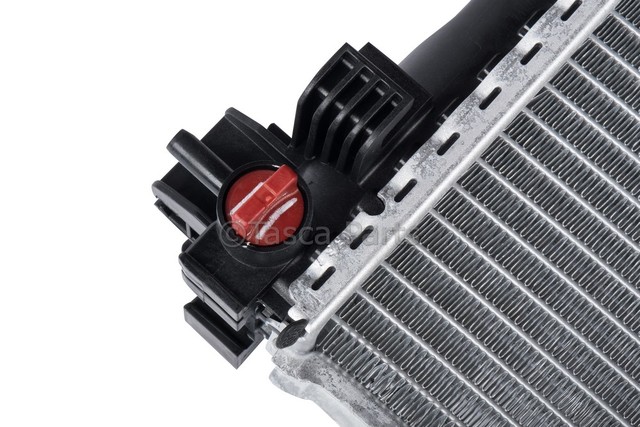 Engine Radiator 42808688 | TascaParts.com