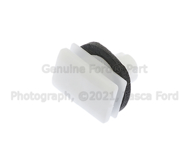 2017-2019 Ford Escape Upper Molding Clip -W790449-S900 | TascaParts.com