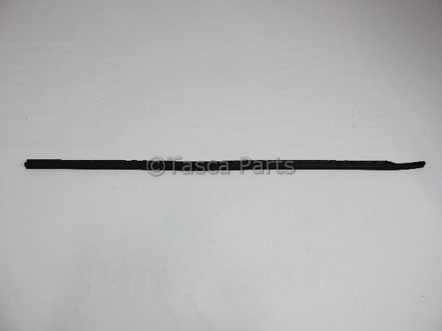 2006-2009 Dodge Upper Seal - Passenger Side (RH) 55277190AB ...