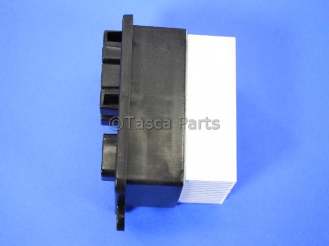 2012-2019 Fiat 500 Control Module 68101157AA | TascaParts.com