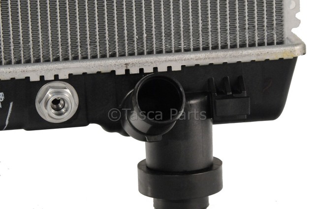 2012-2015 Chevrolet Camaro Radiator 22879423 | TascaParts.com