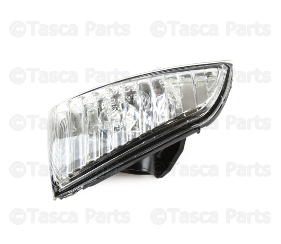2004-2007 Volvo Signal Lens 8679775 | TascaParts.com