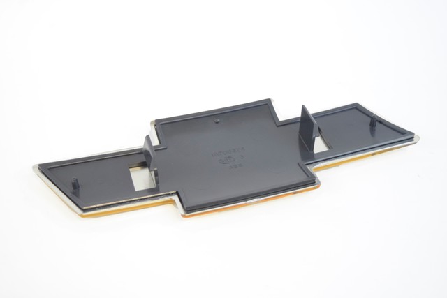 GM Parts | Front Grille Bowtie Logo Part# 12335633 | GM Parts Store