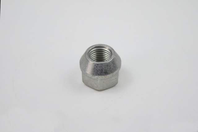 GM Parts: Wheel Lug Nut (Part# 9595174) | GM Parts Store