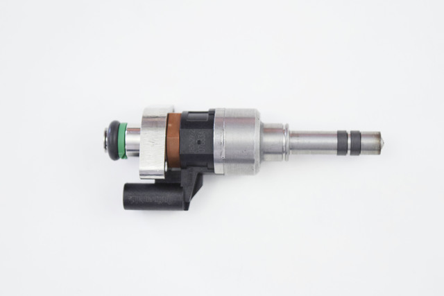 Buy Genuine GM Auto Parts - Injector (Part # 55577403) | GM Parts Store