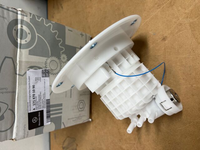 171-470-10-90 - Fuel Filter 2006-2011 Mercedes-Benz | MB Parts Source
