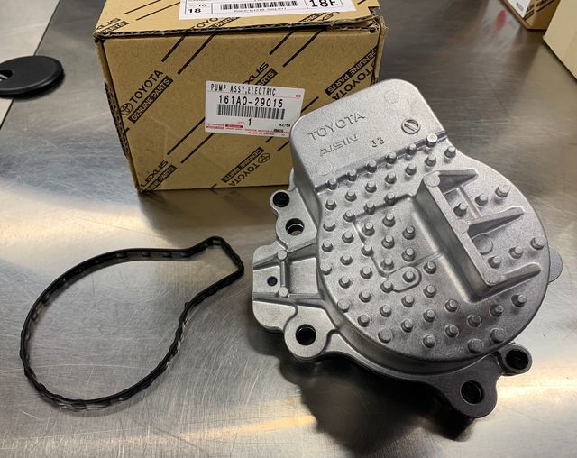 2010-2019 Toyota OEM Genuine Toyota Prius Electric Engine Water Pump w ...