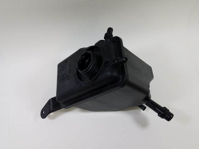 17137542986 - 2004-2010 BMW Expansion Tank (17-13-7-542-986) | BMW of ...