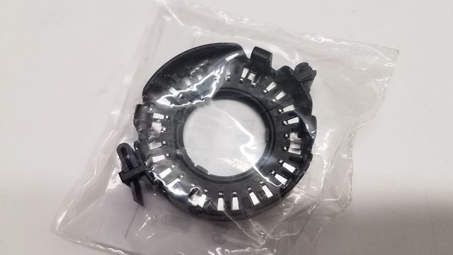 63117162087 - 2008-2016 BMW Xenon Bulb Holder (63-11-7-162-087) | BMW ...