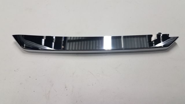 51117315106 - 2015-2018 BMW Finisher Rod, right (51-11-7-315-106) | BMW ...