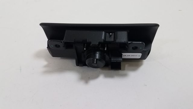 51168262566 - 2000-2006 BMW Glove box Lock w/out cylinder (51-16-8-262 ...