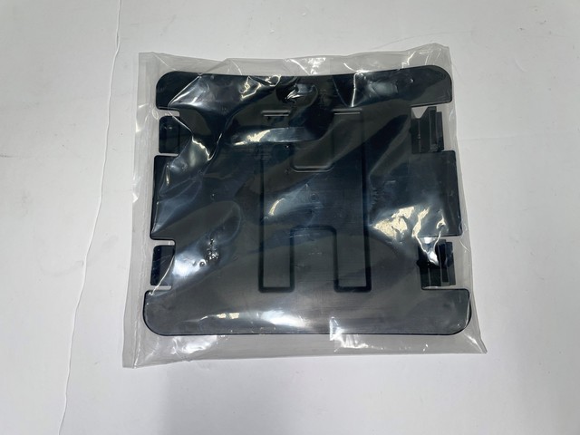 51717260397 - 2012-2021 BMW Ft Fender Liner Access Panel (51-71-7-260 ...