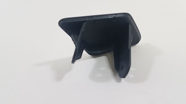 51117293031 - 2012-2015 BMW Headlamp Washer Cover (51-11-7-293-031 ...