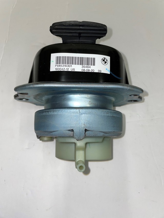 22116853103 - 2014-2018 BMW X5 Engine Support (22-11-6-853-103) | BMW ...