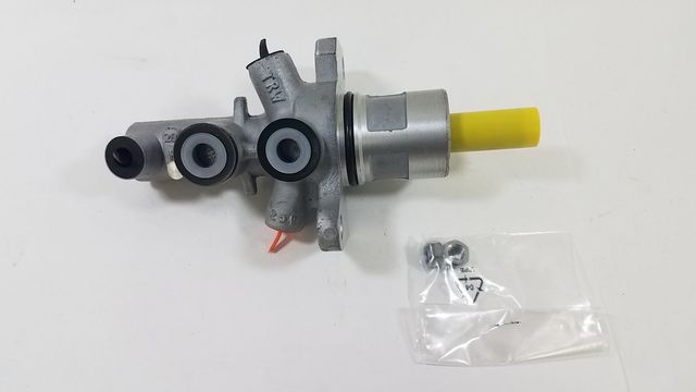 34311165544 - 1998-2003 BMW Brake Master Cylinder (34-31-1-165-544 ...