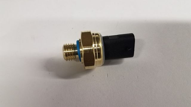12617592532 - 2007-2021 BMW Oil Pressure Switch (12-61-7-592-532) | BMW ...