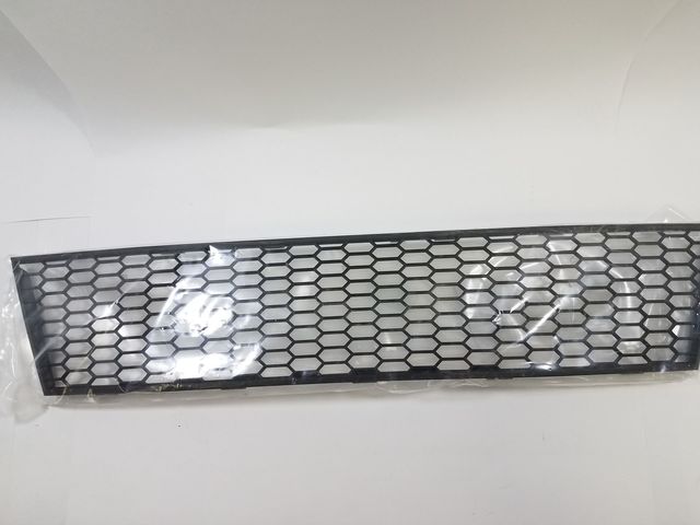 51117898167 - 2010-2015 BMW Center Grille (51-11-7-898-167) | BMW of ...