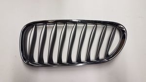 51117117757 - 2003-2008 BMW Z4 Hood Grille, left (51-11-7-117-757 ...