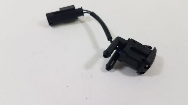 61668361042 - 1997-2003 BMW Heated Washer Nozzle (61-66-8-361-042 ...