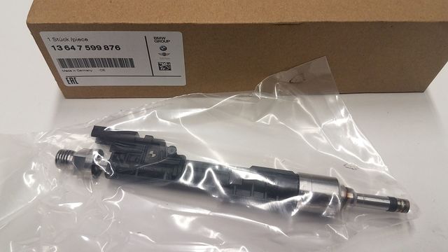13647599876 - 2012-2019 BMW Fuel Injector (13-64-7-599-876) | BMW of ...