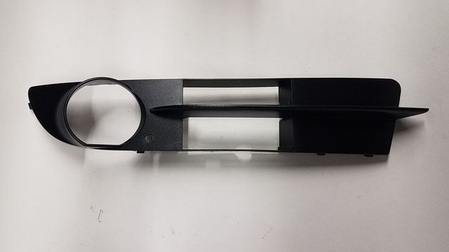 51117049243 - 2004-2007 BMW Lower Bumper Grille, left (51-11-7-049-243 ...