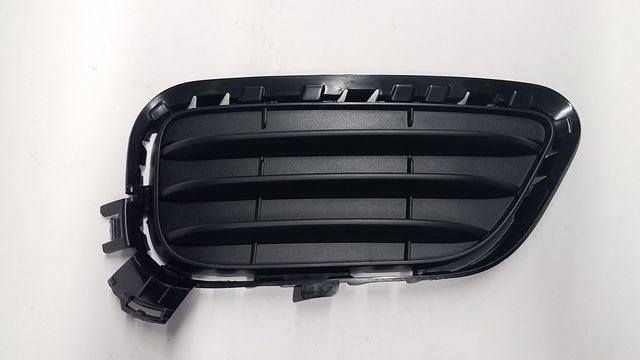51117338514 - 2015-2017 BMW X3 Bumper Lower Grille, right (51-11-7-338 ...
