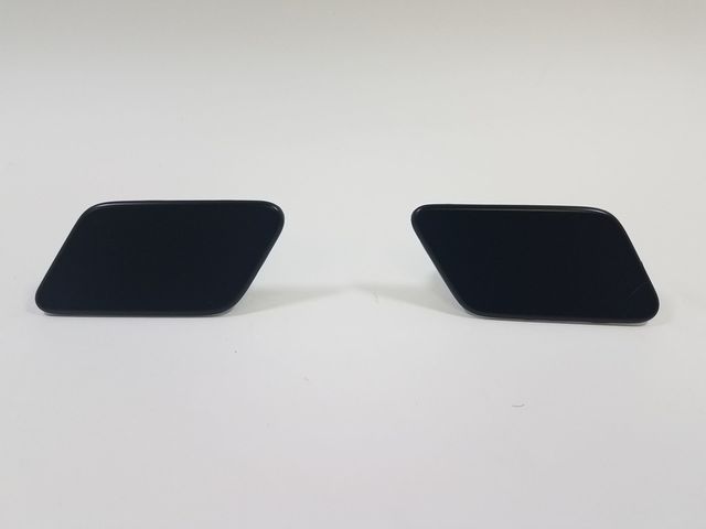 51117261100 - 2011-2014 BMW X3 Headlamp washer Cover Set (51-11-7-261 ...