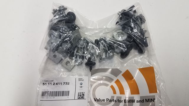 51112411732 - Set Of Mounted Parts Bumper 519810 (51-11-2-411-732 ...