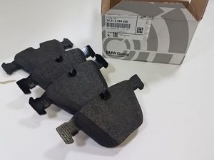 34212284296 - 2008-2013 BMW M3 Brake Pads Rear (34-21-2-284-296) | BMW ...