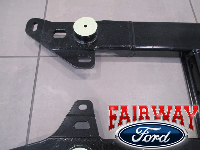 17 thru 22 Super Duty OEM Ford 5th Wheel/Gooseneck Hitch Prep Package ...
