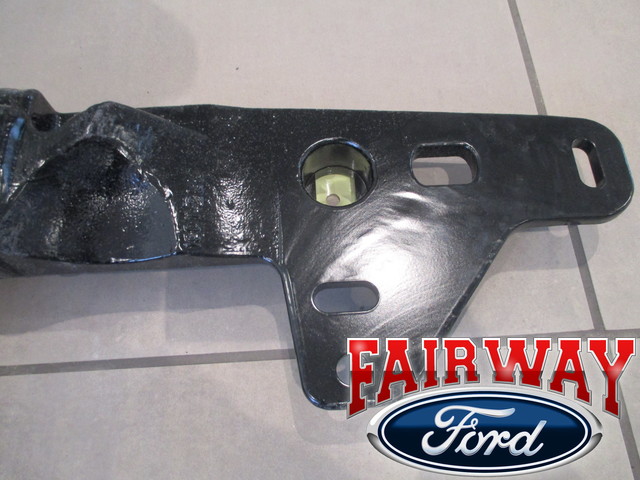 17 thru 22 Super Duty OEM Ford 5th Wheel/Gooseneck Hitch Prep Package ...