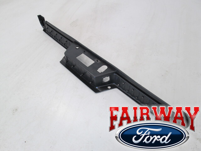 2021-2023 Ford F-150 21 thru 22 F-150 OEM Ford Rear Bumper Top Step Pad ...