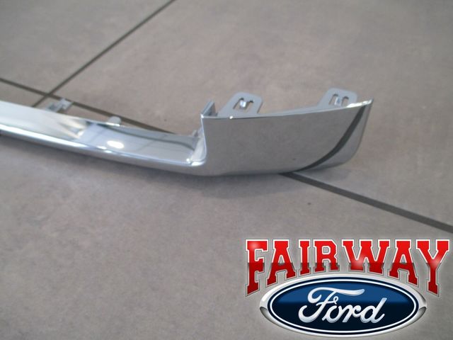 2020-2022 Ford Super Duty F-250 F-350 OEM Ford Towing Grille Lower Trim ...