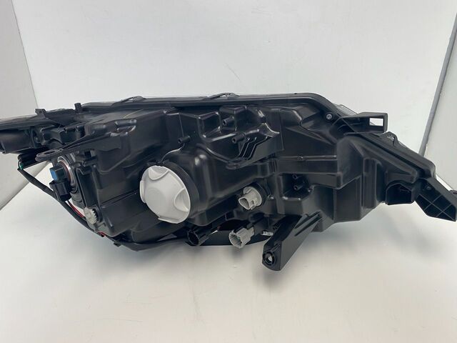 2017-2020 Nissan Rogue Headlamp Assembly 26060-6FL0A | Parts for Nissans