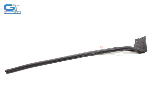 2021-2024 Nissan Rogue Rear Seal 82839-6RR1A | Parts for Nissans