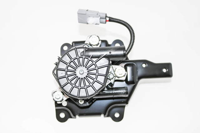 17600-0F010 - Secondary Air Injection Pump 2005-2009 Toyota | Longo ...