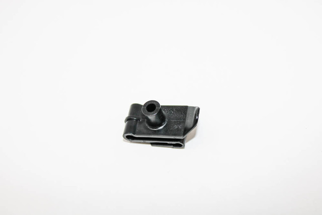 90467-05138 - Bumper Cover Retainer Clip 2004-2023 Toyota | Longo ...