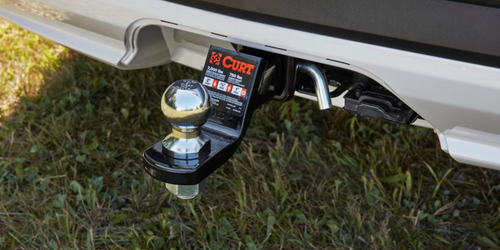 2018-2025 GM 7,500-lb Capacity Pre-loaded Trailer Hitch by CURT™ Group ...
