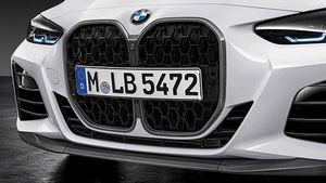 2023-2025 BMW 430i Bmw M Performance Carbon Fiber Front Attachment 51 ...