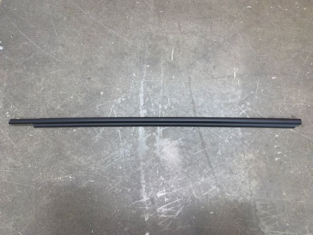 2004-2009 Toyota Prius Door Window Belt Weatherstrip (Left, Front ...