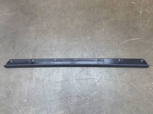 2005-2015 Toyota Tacoma Tailgate Molding (Right) 65717-04020 | Toyota ...