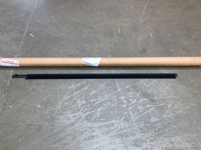 2009-2013 Toyota Corolla Door Belt Molding (Right, Front) 75710-02210 ...