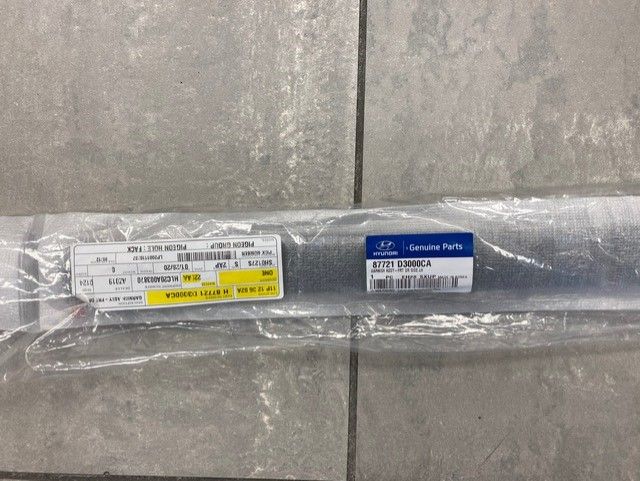 2016-2021 Hyundai Tucson Lower Molding 87721-D3000-CA | OEM Hyundai Parts