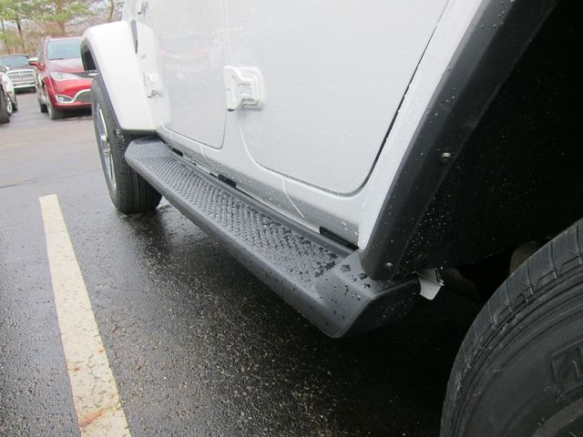 OEM Mopar 18-24 4 Door Jl Side Steps/boards #82215164ab | Falls Mopar City