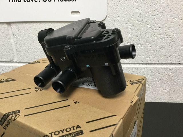 2004-2009 Toyota Prius Genuine Toyota 2004-2009 Prius Water/Coolant ...