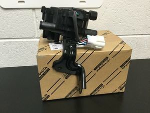 2004-2009 Toyota Prius Genuine Toyota 2004-2009 Prius Water/Coolant ...