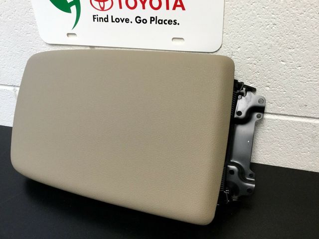 Genuine Toyota 2008-2014 Highlander Center Console Lid/Armrest Beige ...