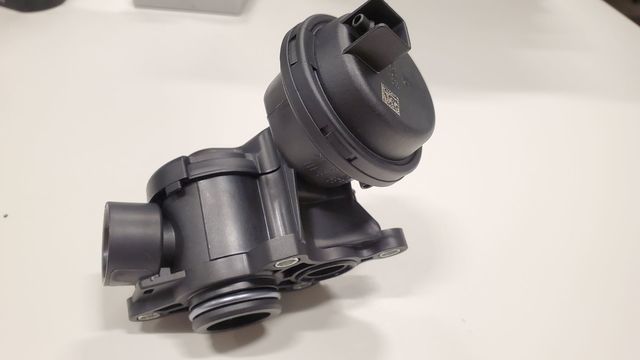 06M-121-678-H - Engine Coolant Thermostat Kit 2018-2025 Audi | Audi ...